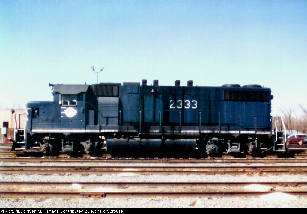 MP 2333 (GP38-2)